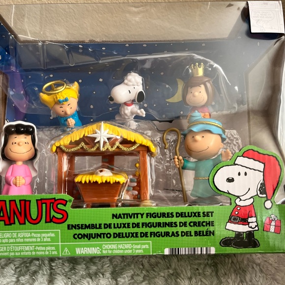 Peanuts | Holiday | Peanuts Nativity Figures Deluxe 7pc Setnew | Poshmark